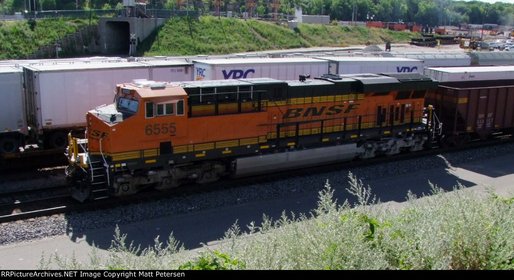 BNSF 6555